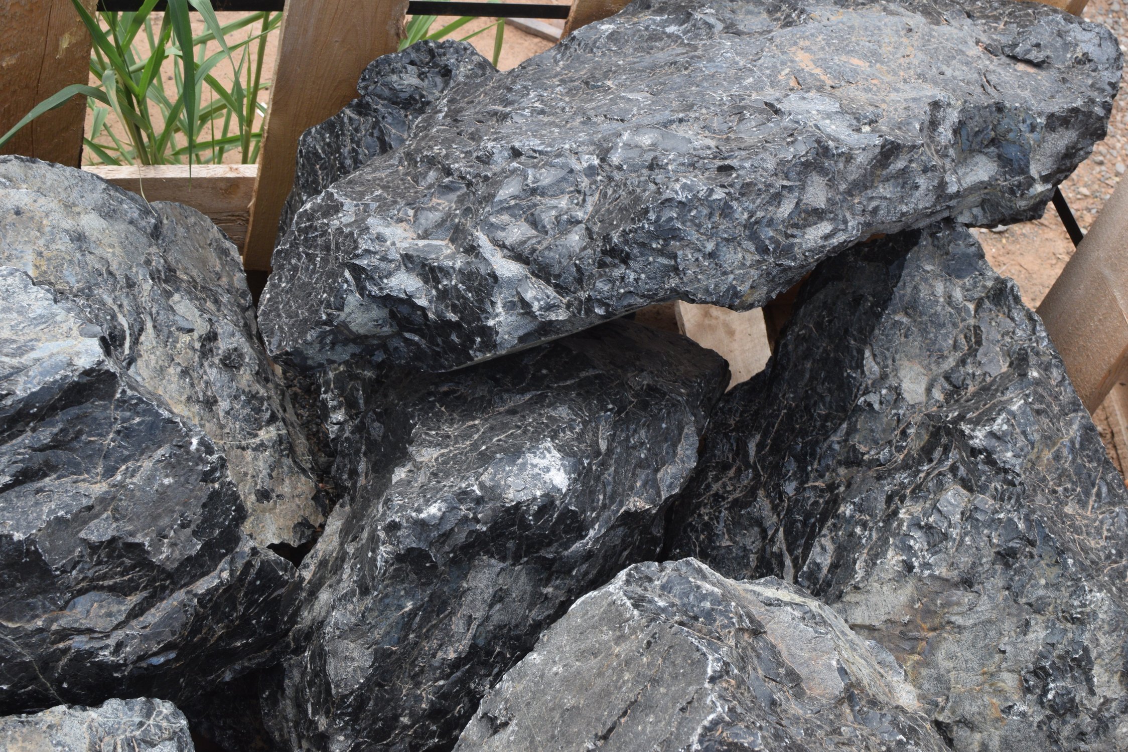 BOULDERS - Minick Materials I Quality Products with Outstanding Service